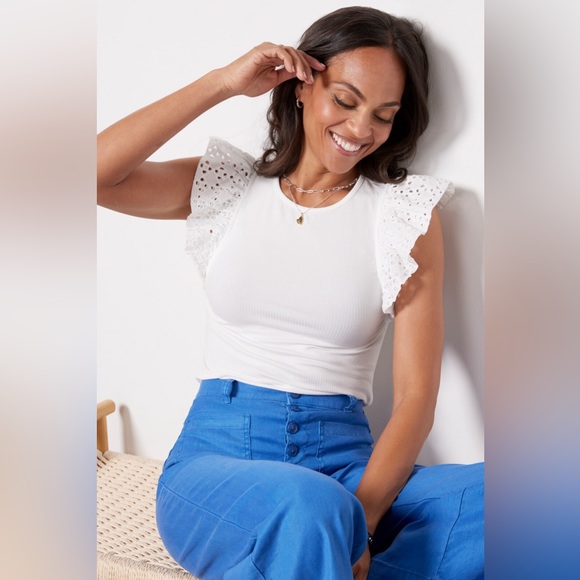 Evereve | Tops | New Without Tags Logan Eyelet Ruffle Topevereve | Poshmark